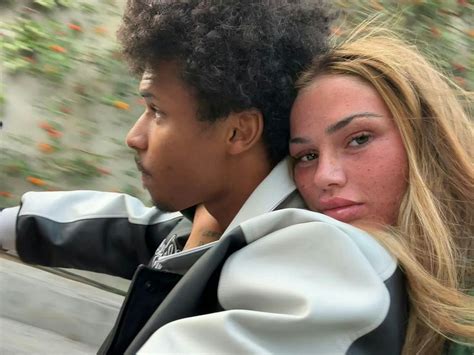 Sex Deal Mit Ex Bvb Star Bikini Model Kommt Ins Plaudern Express