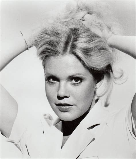 Laura Ashers Instagram Twitter And Facebook On Idcrawl