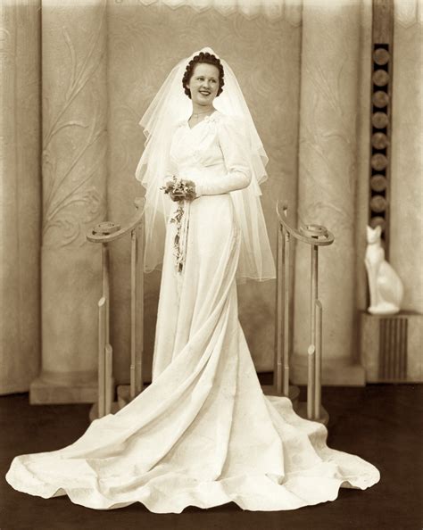 무료 이미지 사람 여자 혼례 웨딩 드레스 신랑 사진 겉옷 베일 신부 의류 2266x2841 246029 무료 이미지 Pxhere