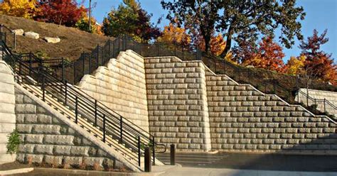 Modular Block Retaining Wall Experts McCullough Landscape Walls