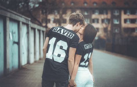 Первый поцелуй с девушкой как парню правильно целоваться с девушкой —