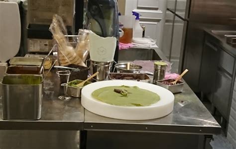 【台中 ‧ 新光三越】gelato Pique Cafe 日本法式可麗餅~我愛辻利抹茶