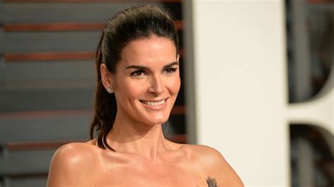 Angie Harmon Accuses Instacart Delivery Driver Of Shooting And Killing