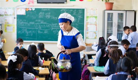 “Үдийн хоол” ыг чанаржуулах Үндэсний хөтөлбөрийг батлав Өглөө мн