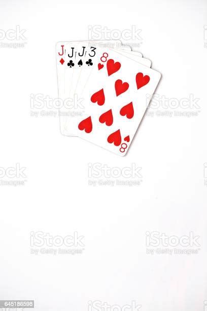 카지노에서 카드를 설정 하는 포커 손을 순위 기호 흰색 배경 종류 잭 3 개요 Copyspace 수직 운 도박에 대한 스톡 사진