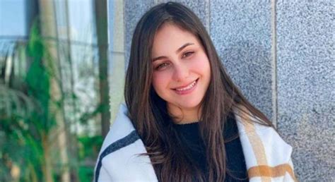 نجمة آرابز جوت تالنت ياسمينا علواني تدخل القفص الذهبي 3a2ilati