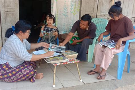 နောင်ချိုမြို့နယ်တွင် Mobile Library စနစ်ဖြင့် စာဖတ်သူများ လက်ဝယ်အရောက် စာအုပ်စာစောင်များ ငှားရမ
