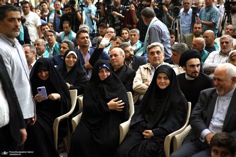 عکس جدید از دختر پزشکیان در کنار مادر سیدحسن خمینی خبرآنلاین