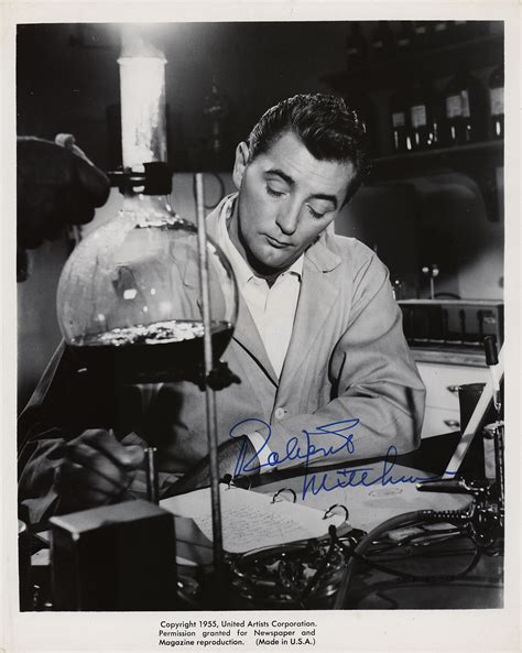 Robert Mitchum 3 Signed Photographs Rr Auction