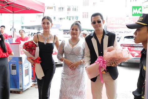 သီတာ စိန်ရွှေရတနာဆိုင် ရဲ့ မိုးရာသီ ဗလာမပါ အထူးစျေးရောင်းပွဲ