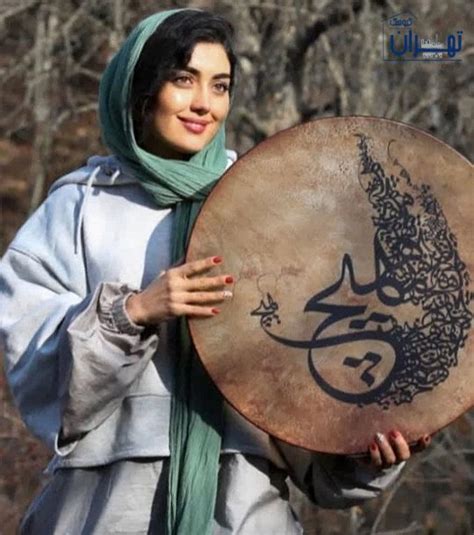 بیوگرافی مینا شفیعی بازیگر فیلم آبی روشن در نقش حسنا