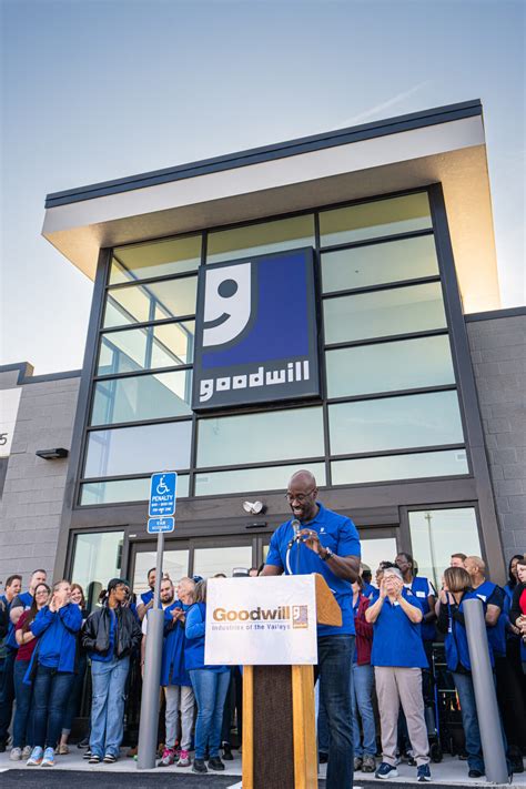Goodwill Opens New Forest Road Store And Donation Center Goodwill
