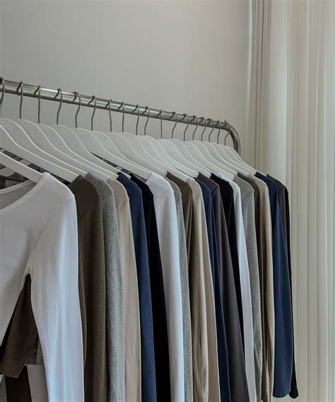 더블유먼트 24가을신상🤍크롭기본롱ver 슬림핏 유넥 U넥 라운드 신축성 좋은 스판 슬림 이너 레이어드 긴팔 긴소매 티 티셔츠 심플 베이직 캐주얼 데일리룩