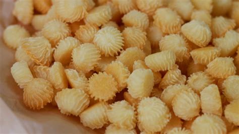 기름에 튀기지 않고 바삭한 버블 감자칩 만들기감자가 있다면 만들어 보세요 Youtube