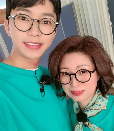 임영웅의 과거 과거 재산 어머니와의 관계 힘들었던 시절 남달랐던 재능 외모 흉터의 정체 효도심에 대하여