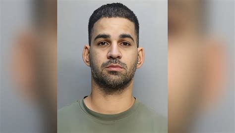 Arrestan A Cubano Por Estafar A Un Anciano En Miami Dade