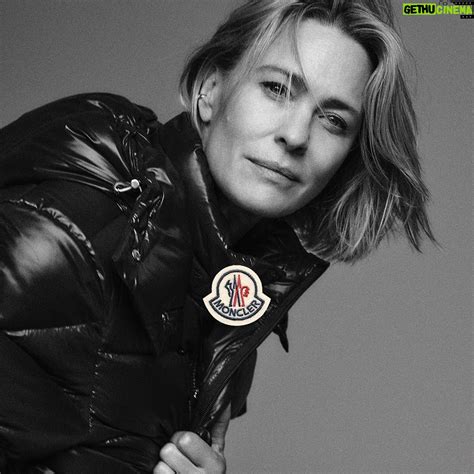 Robin Wright Wiki Biography Age Gallery Spouse And More