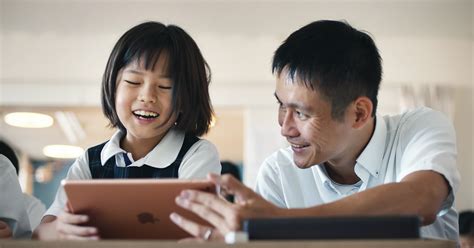 Education Schools Everyone Can Code Apple Ie