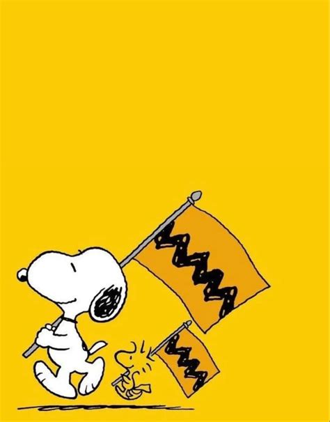 Pin By Janette Villacorta On Snoopy Snoopy Wallpaper Charlie Brown