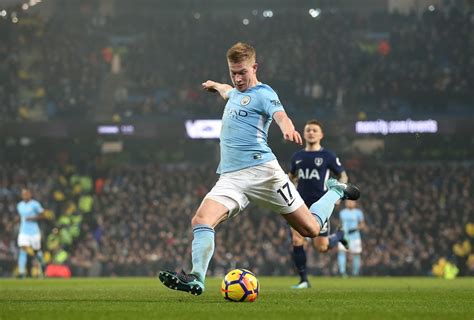 Man Citys De Bruyne Named Premier League Player Of The Season