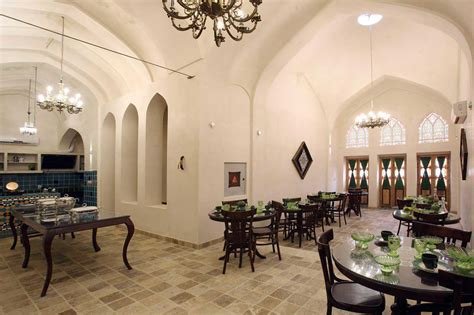 گالری خانه ادیب