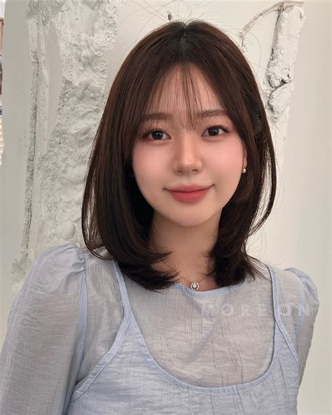 성수동미용실 모어온헤어 승민 중간머리 중단발펌 Seungminmoreon 얼굴을 감싸주는 자연스러운 레이어드로 더 부드러운 무드🧡 중단발 중단발