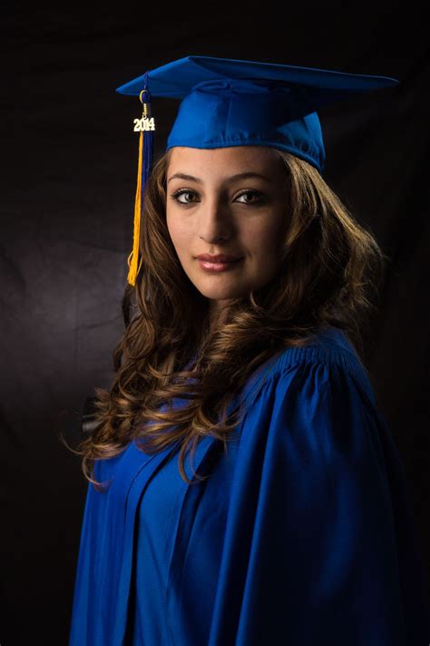 Graduation Senior Portraits — Bryan Miraflor Photography Artofit