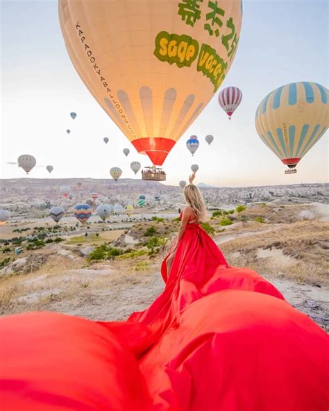 Julia Rozman Fora Travel