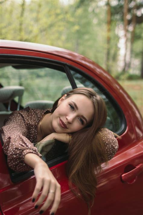 девушка в машине Позы моделей Фотосессия Идеи для фото