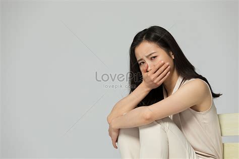 우울한 사람들 슬픈 여자 사진 무료 다운로드 Lovepik