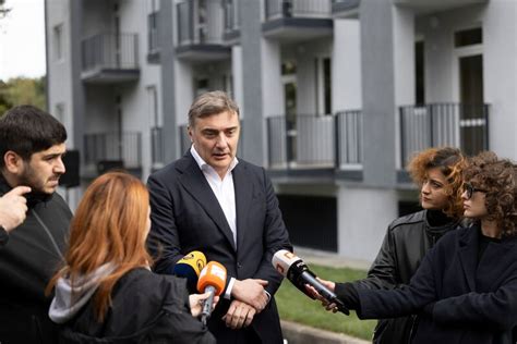 ბიქეი ქონსთრაქშენმა ავარიული სახლების ჩანაცვლების პროგრამის ფარგლებში პირველი პროექტი