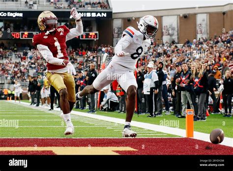 Virginia Wide Receiver Malachi Fields 8 Misses A Touchdown Pass Near Boston College Defensive