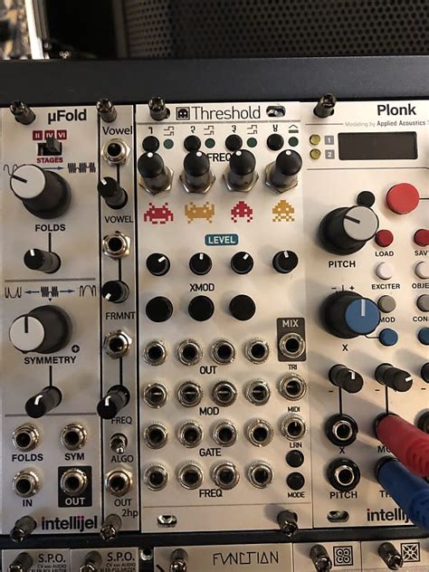 Warped Circuits Threshold Reverb