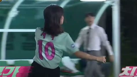 [골때녀] 신장이 아닌 심장으로 축구하는 서기 지리는 헤딩슛😱 Youtube