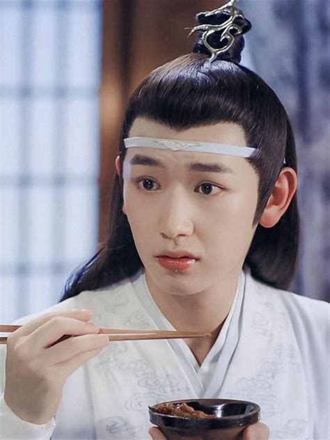 陳情令嘴炮王藍景儀換上藍白條紋毛衣化身運動少年 每日頭條
