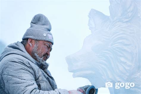 ФОТО “Мазаалайг хайрлая” уриан дор 7 орны 12 баг мөсөн урлалаар өрсөлдөж байна