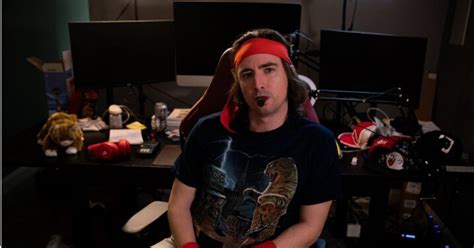 개미가 헤지펀드 이긴 ‘밈 주식 대전 또 불붙나‘게임스톱 주가 폭등