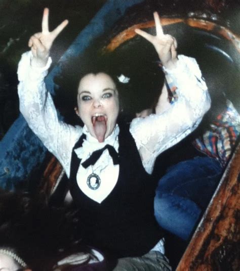 Not Me On A Log Flume Circa 2010 R Terrifyingasfuck