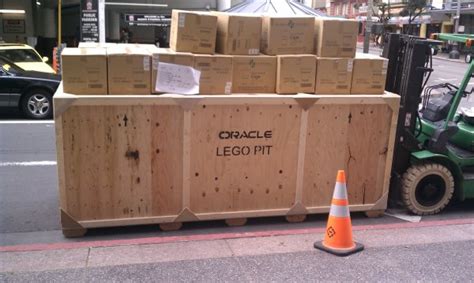 Oracle Openworld 2010 The Siebel Hub