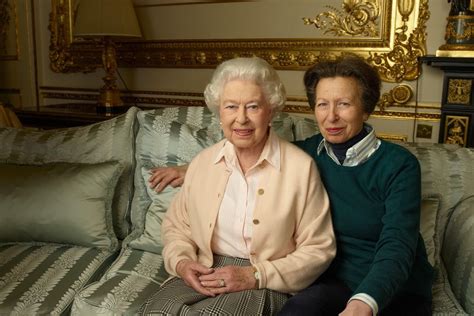 By Her Side Until The End Princess Anne Shares Queens Last Moments
