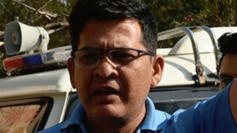 Sc Grants Bail To Vyapam Scam Whistleblower Anand Rai Arrested Under Scst Prevention Of