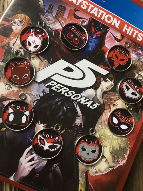 Persona 5 Pendants Fox Yusuke Oracle Futaba Crow Akechi Queen Makoto Noir Haru Skull