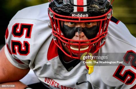Quince Orchard High School Football Photos And Premium High Res