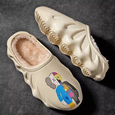 Lw Vs Pk Yeezy Slides