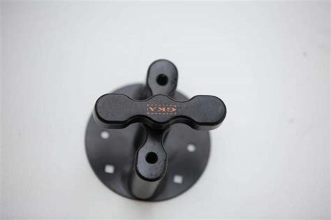 Купить Крепление GKA BASIC для монтажа канистр на технике.