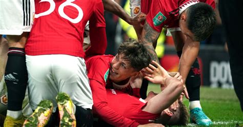 후반에만 4골 맨유 호날두 없이 리그컵 16강 진출