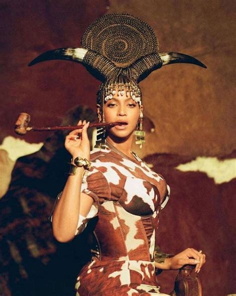 Beyoncés Best Fashion Moments From ‘black Is King