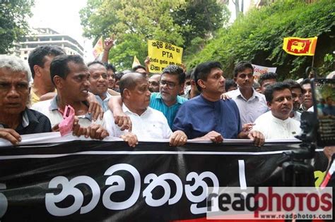 මර්දනය නවතනු ත්‍රස්ත පනත හකුලා ගනු විපක්ෂ නායක සජිත් ප්‍රේමදාස ඇතුලු පක්ෂ නායකයින් ප්‍රමුඛ