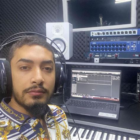 Unlock Your Sonic Identity With Monomy An Avant Garde Synth Instrument For Your Daw Explore A