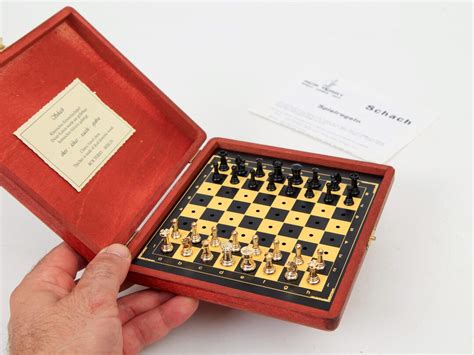Modern Travel Chess Set 17x15cm7x6 In German Pocket Chess Set Small